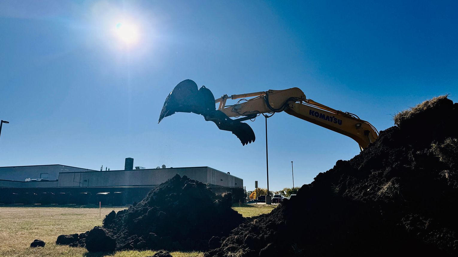 PHOTO OF THE DAY: GROUNDBREAKING