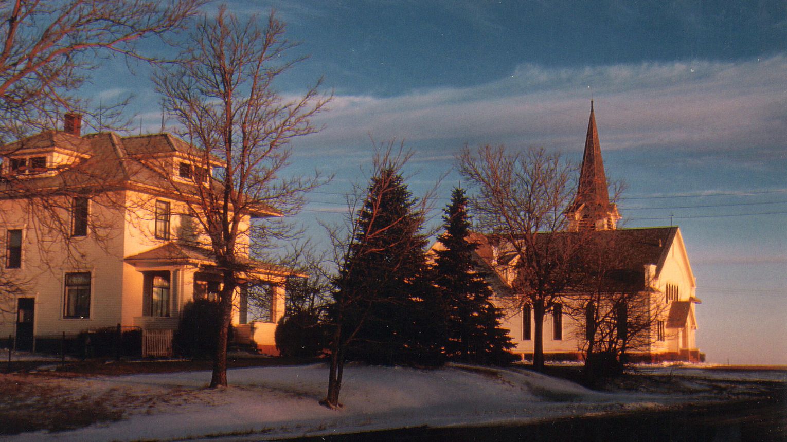 PHOTO OF THE DAY: OLD CHURCH