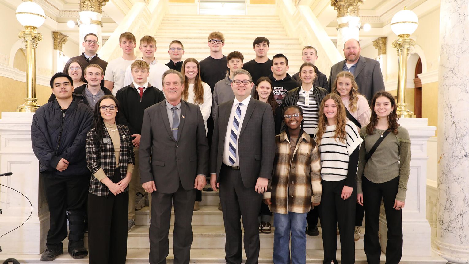 PHOTO OF THE DAY: ON THE CAPITOL STEPS